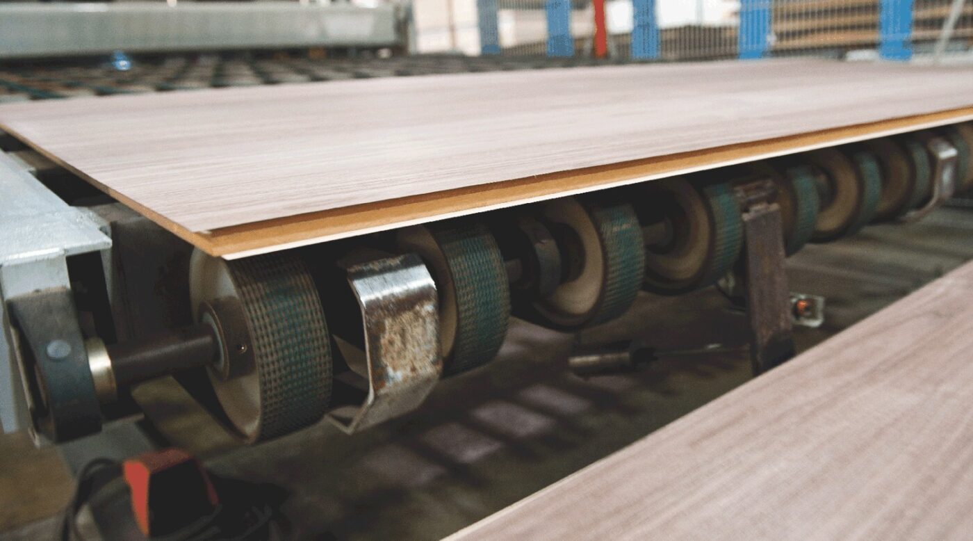 Tablero Rechapado Roble Europeo Mallado | Catálogo Maderas Acuña